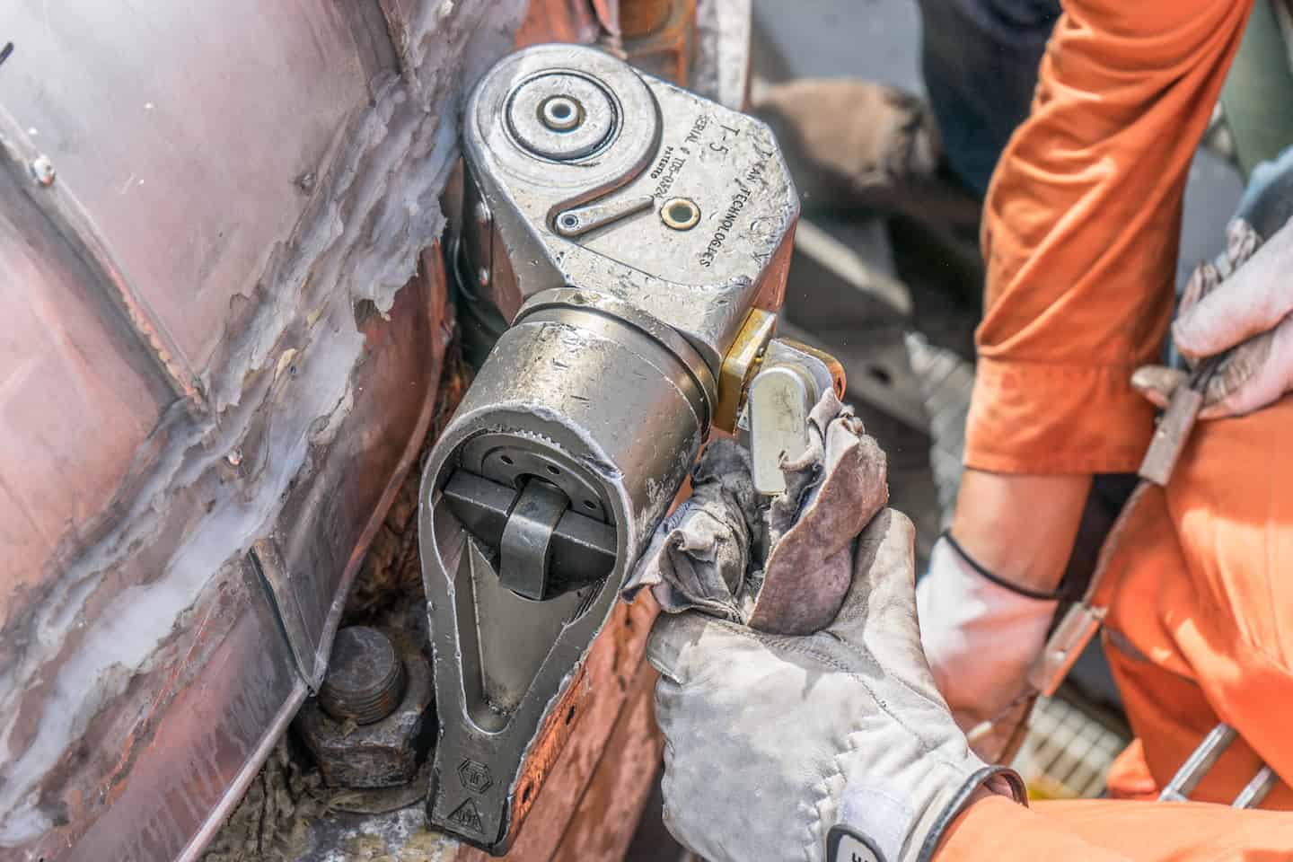 Canllaw'r Wrench Torque Hydrolig | RIVERLAKE